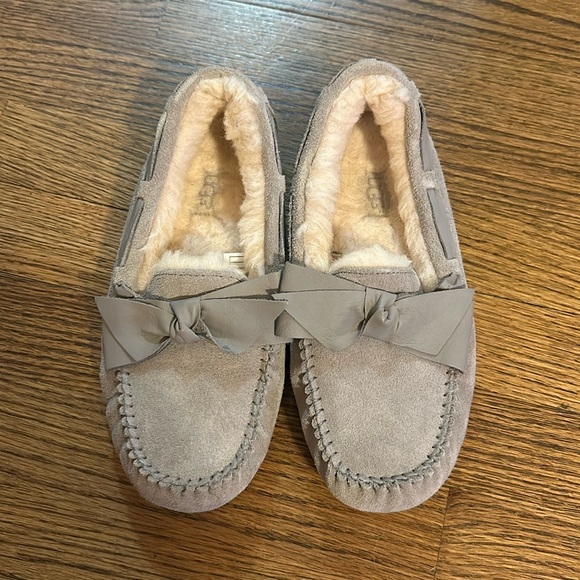 UGG | Shoes | Nwt Gray Uggs | Poshmark